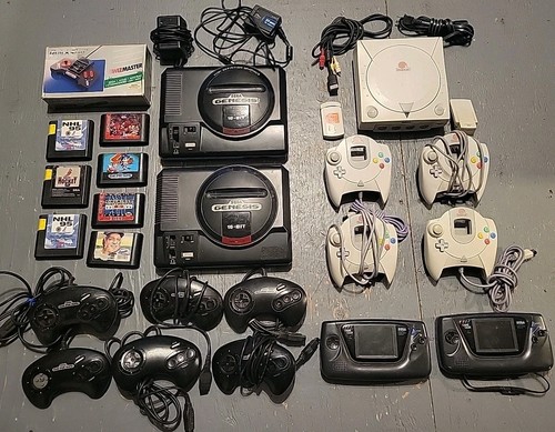 Sega GENESIS/Dreamcast Bundle W/ Two Sega Gamegears | eBay