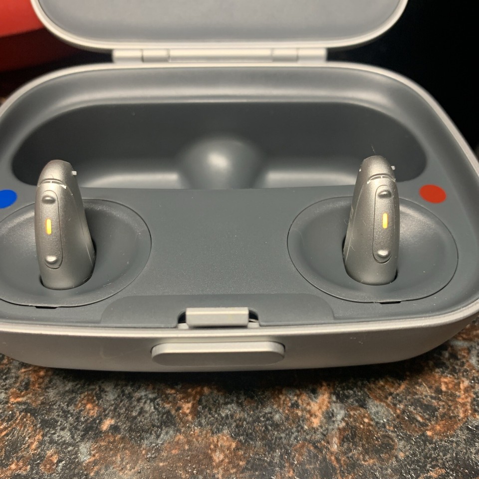 2 UNITRON D MOXI JUMP R FLEX (platinum)Hearing Aids & Charging Case R&L ...