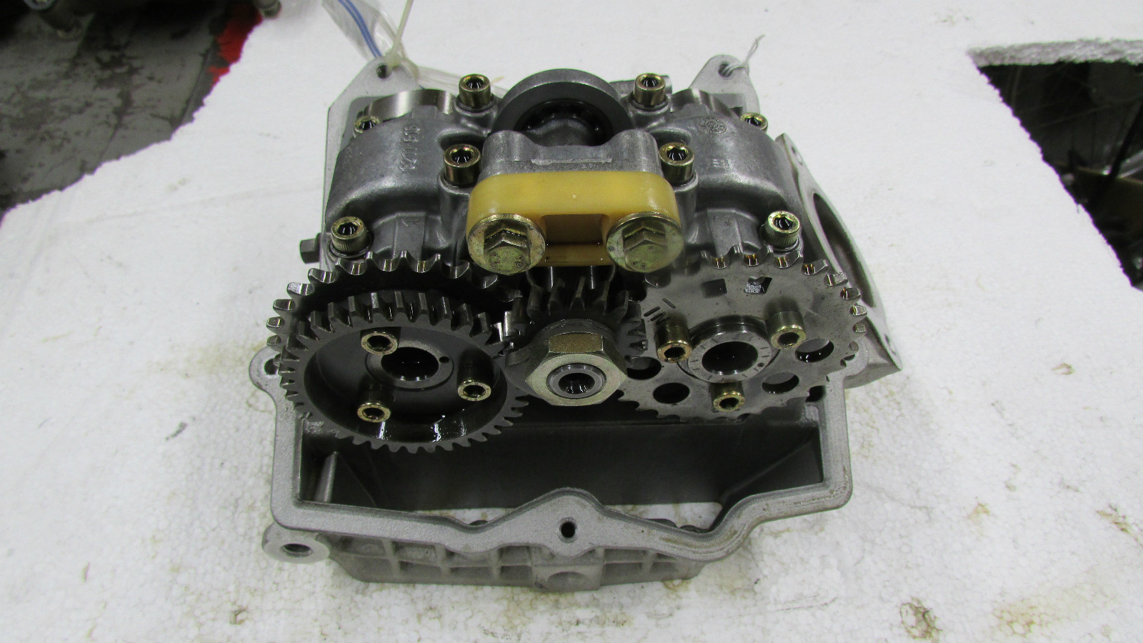 APRILIA RSV 1000 R MILLE TUONO REAR ENGINE CYLINDER HEAD ASSEMBLY W ...