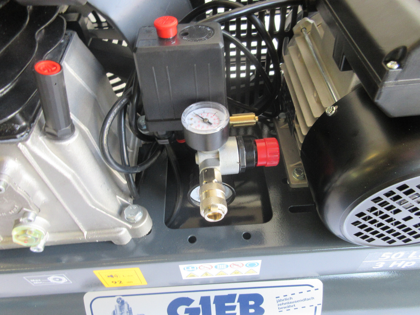 Gieb Kompressor 420/50 -W, 11 Bar, 230 Volt , 2-Zylinder | eBay.de