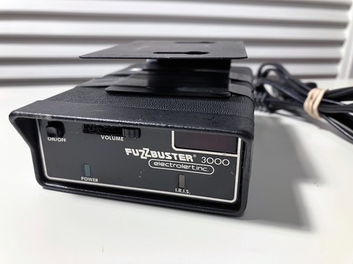 Vintage Fuzzbuster 3000 Superheterodyne Radar Detector & Cable | eBay