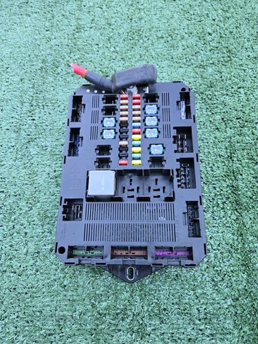 2009-2011 Jaguar XF Fuse Relay Block Junction Fuse Box BX23-14B476-AA ...