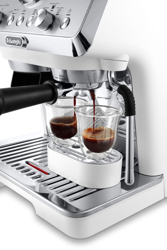 De'Longhi La Specialista Arte Compact Manual Bean to Cup Coffee Machine ...