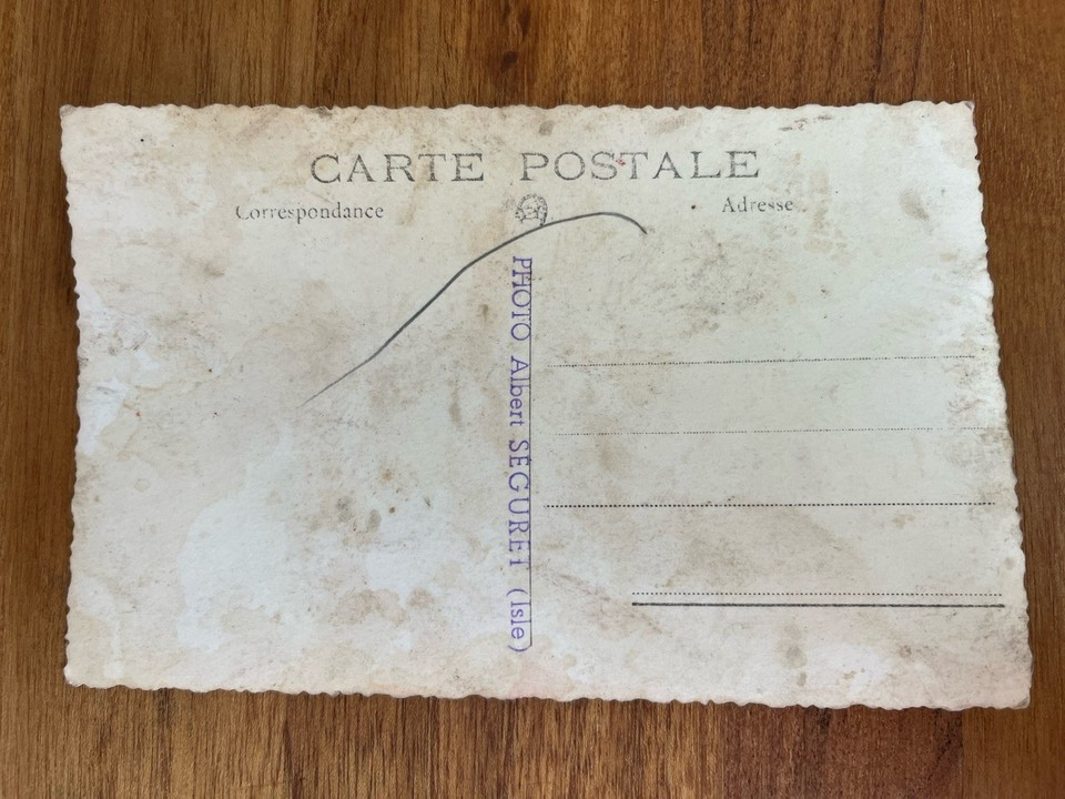 Vintage Postcard – Portrait d’enfant sur banquette – c.1920s – CPA | eBay