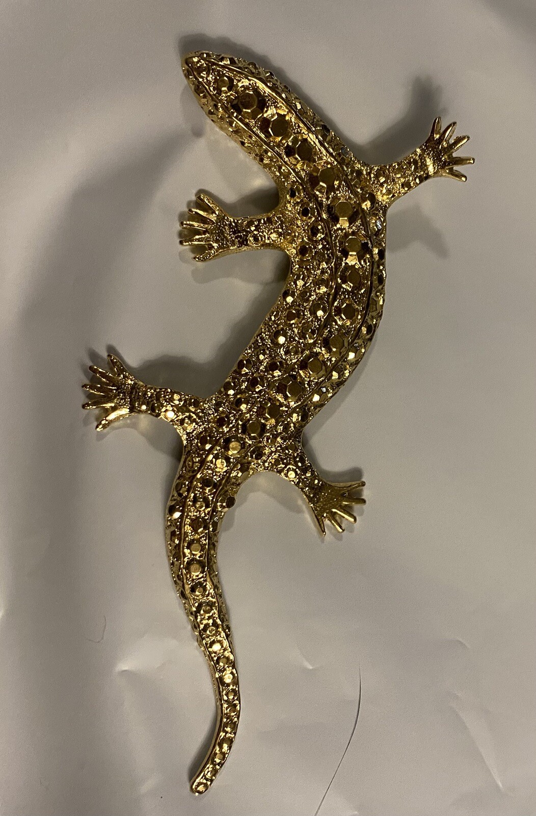 Vintage Gold Tone Lizard/Salamander/ Gecko Brooch/Pin - Gem