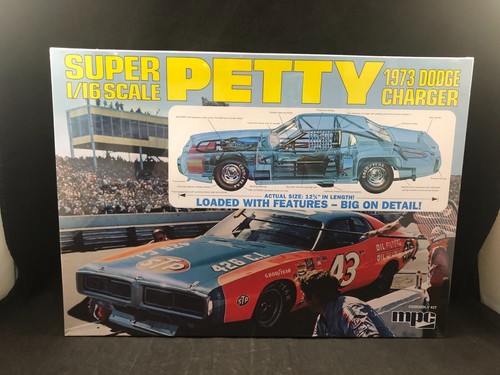 MPC Petty 1973 Dodge Charger - Super 1:16 Scale Plastic Model Kit 938 ...