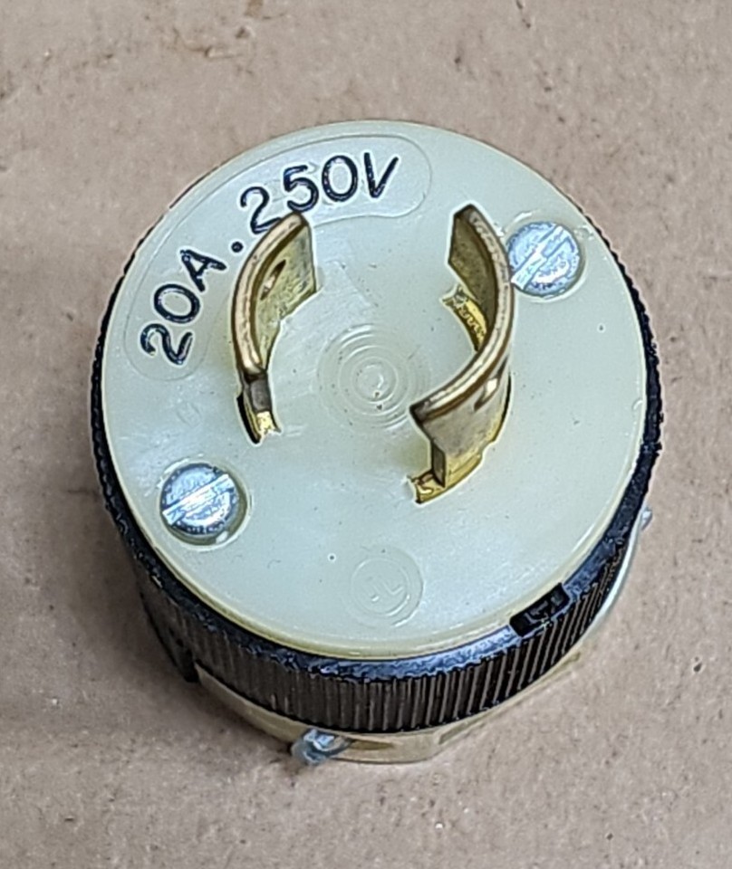 Hubble PN# 7102-C DEAD FRONT PLUG, INSULGRIP, TWIST LOCK. | eBay