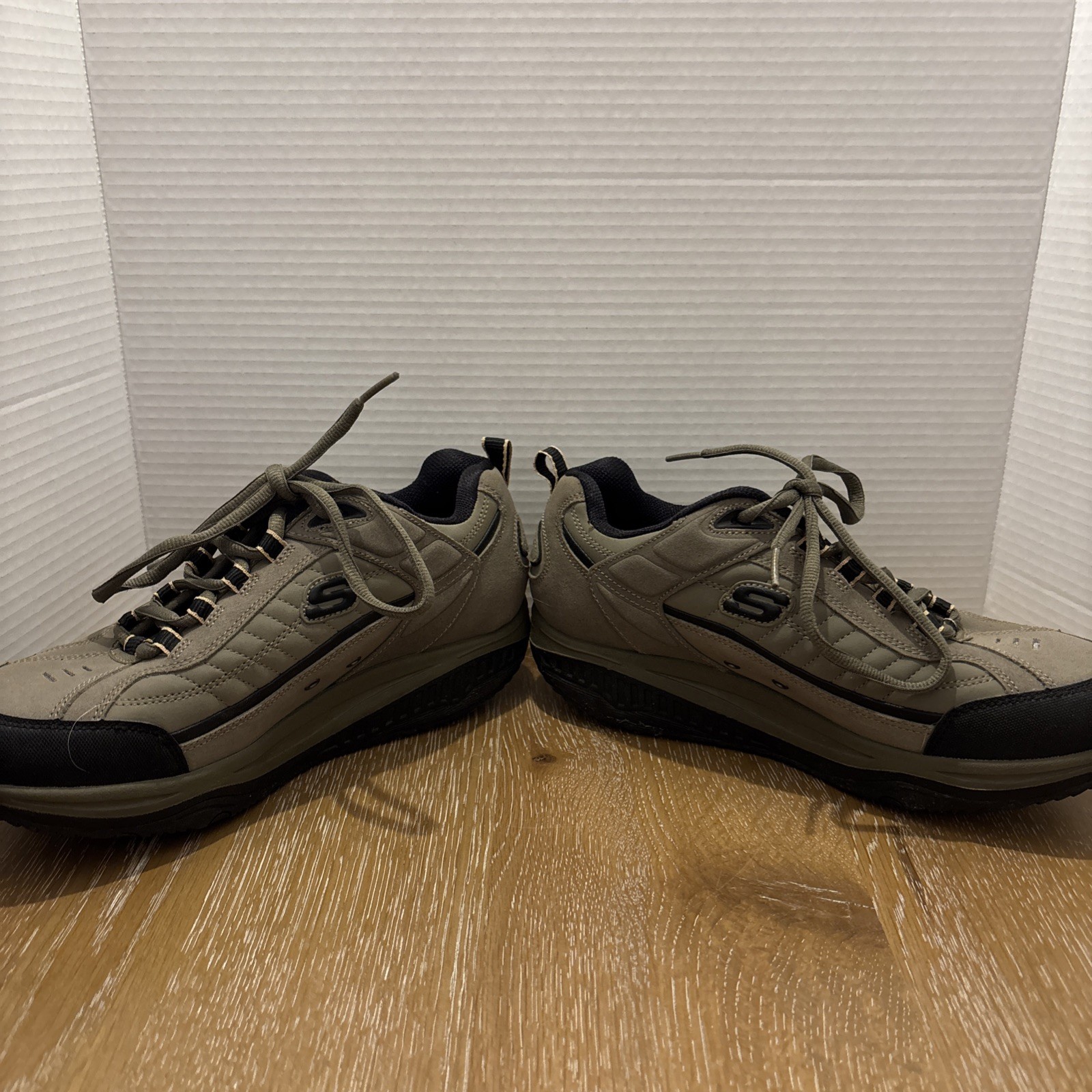 SKECHERS Sport 50875 Shape Ups Shoes - Men’s 8.5 - Pebble Brown Black ...