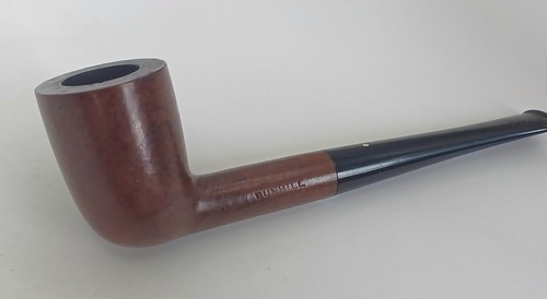DUNHILL ROOT BRIAR SMOKING PIPE ..... 142 F/T , 4 R , ..... MADE IN ...