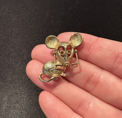Vintage Avon Mouse w/ Movable Glasses Brooch Pin Gold Tone ...