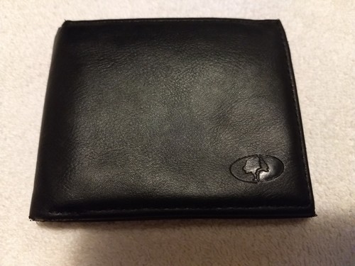 Mossy Oak Bifold Wallet w/ Mesh ID Window, Black | eBay