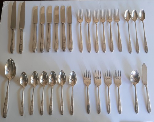 Oneida Community Silverplate GROSVENOR Pattern Set | eBay