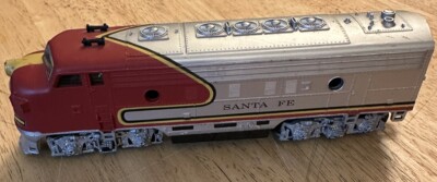 Life-Like Trains - Santa Fe Powered Locomotive - HO Scale 8689 F-7 LOCO ...