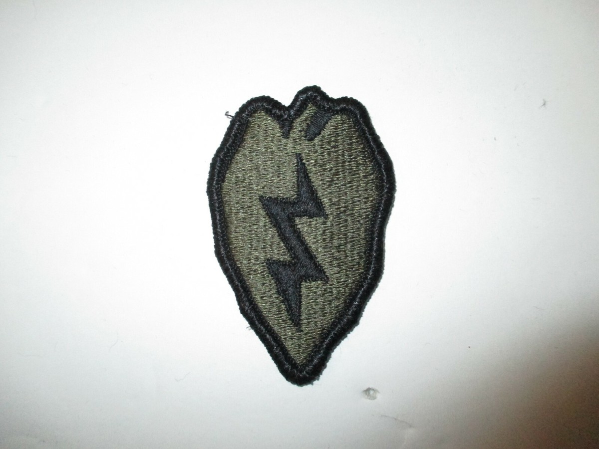 Tropic Lightning Logo