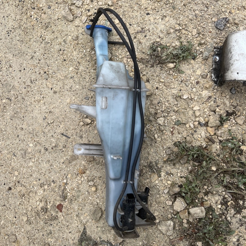 Kia Picanto Windscreen Washer Bottle & Pump 2014 MK2 TA Pre-Facelift ...