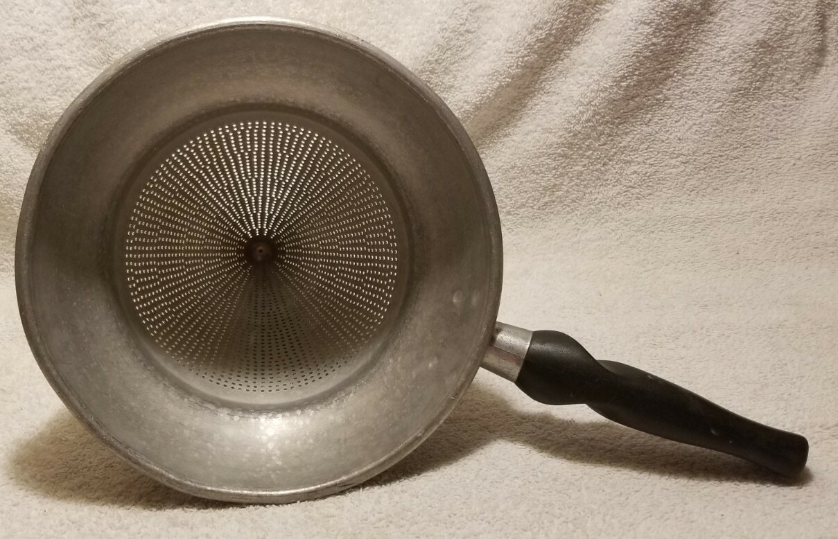 Vtg WEAR-EVER #475 Aluminum Cone Colander Sieve Big Heavy Duty Strainer ...