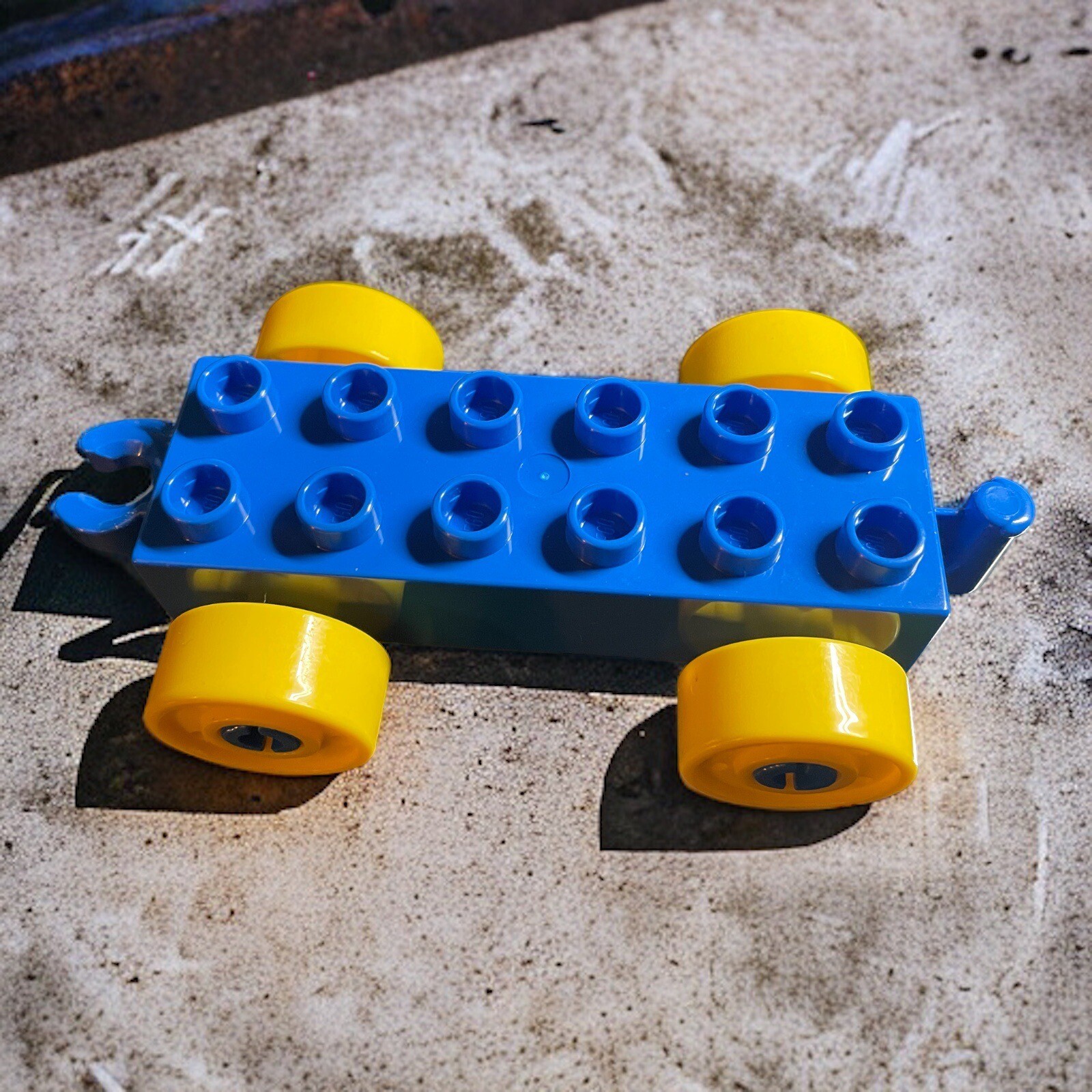 Duplo blue train car with yellow wheels -combined shipping (TRAIN26) | eBay
