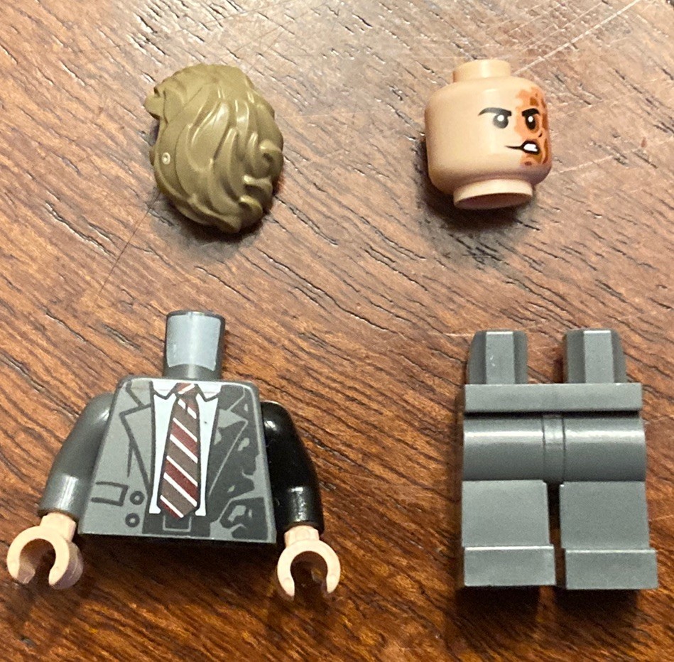 LEGO Two Face Harvey Dent Minifigure from Batman The Dark Knight ...