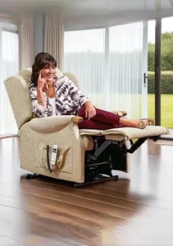 HSL Electric Aysgarth Riser Recliner Chair - Used | eBay UK