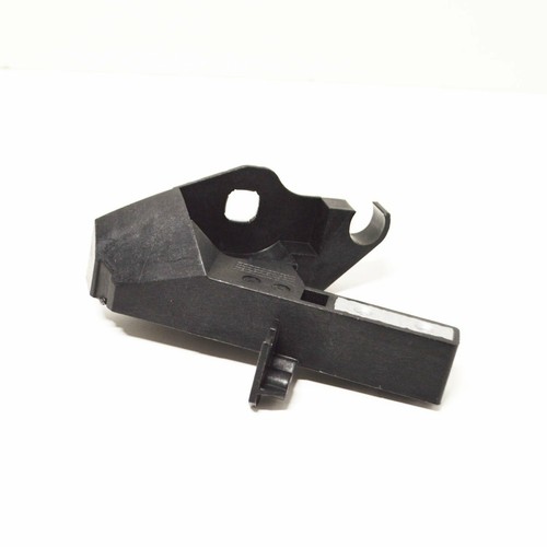 NEW MERCEDES-BENZ C-CLASS W205 FRONT RIGHT AXIS BRACKET A2056203501 | eBay