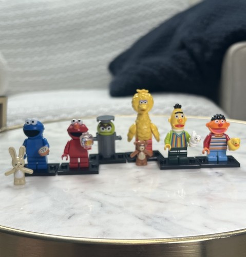 Lego Sesame Street Custom Printed Minifigure Lot Big Bird Elmo Bert ...