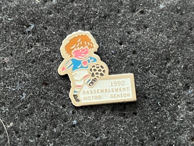 h PINS PIN ENAMEL FOOTBALL SOCCER FOOT VICTOR GENSON | eBay