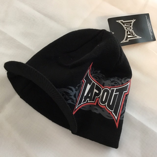Tapout Knit Hat With Brim Black And Red UFC beanie cap Ultimate ...