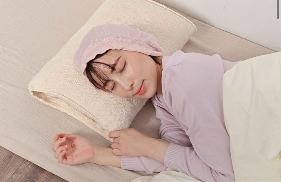 Good night nightcap fishball shape silk 100 marue knit | eBay