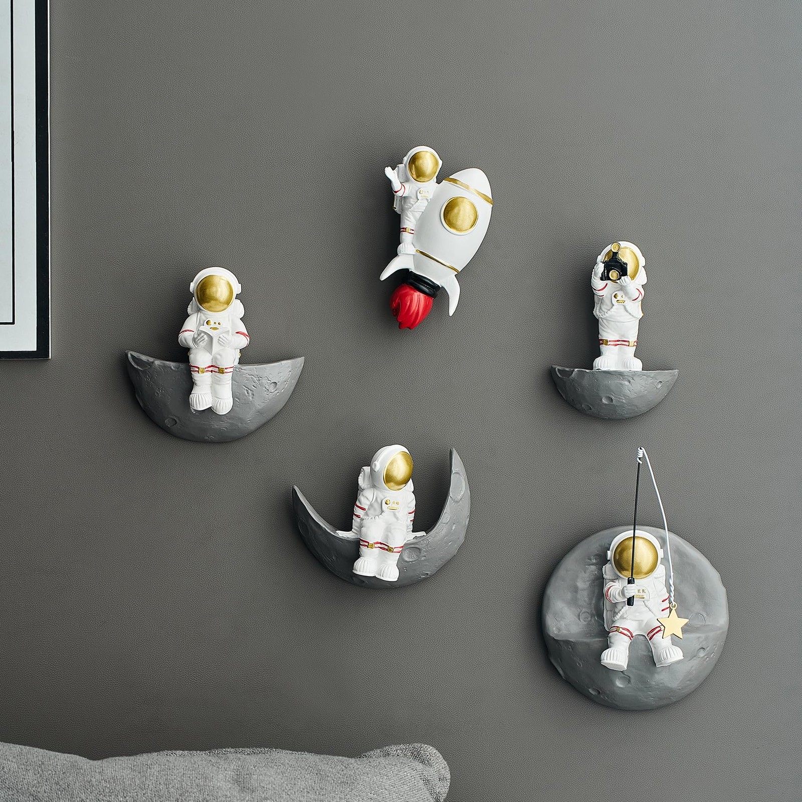 Astronaut 3D Wall Art: Cute Wall Decor Set of 5 Outer Space Theme ...