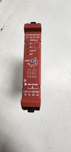 Allen-Bradley GUARDMASTER dual Input 440R-D22R2 Ser A 24V DC Safety ...