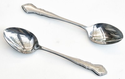 2 REED & BARTON REBACRAFT CARRIAGE GLOSSY STAINLESS 13/0 OVAL SERVING ...
