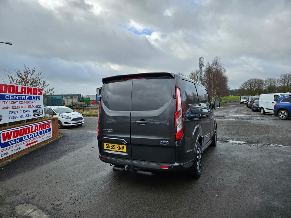 2019 ON 69 PLATE FORD TRANSIT CUSTOM 310 SPORT TDCI 170 CREW VAN ULEZ ...