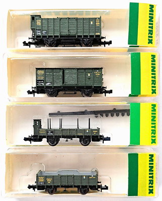 MINITRIX 4 x Güterwagen der K.Bay.Sts.B., grün, N 3202, 3203, 13233 ...