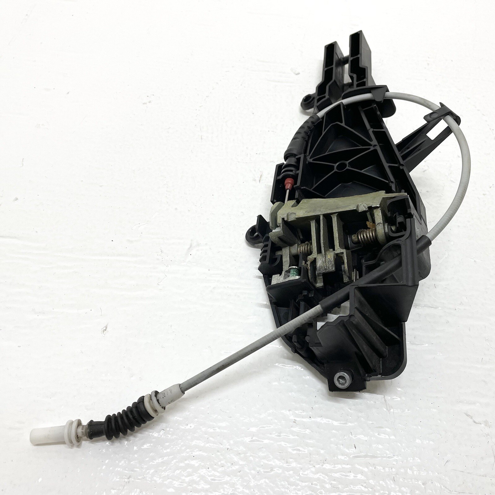 06-13 OEM BMW E90 LCI 335xi Outside Door Handle Carrier Front Right ...