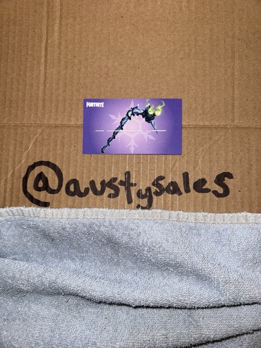 USED Fortnite Merry Mint / Minty Pickaxe Card Code Memorabilia Epic ...