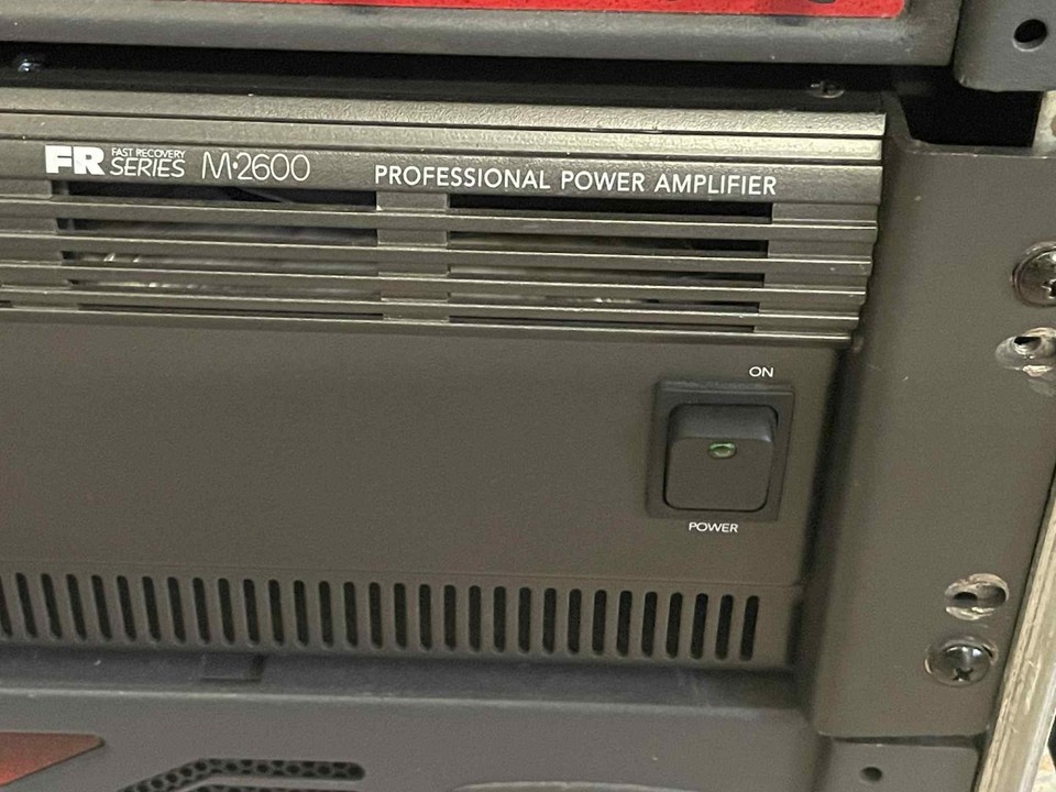 Mackie M2600 FR-Series High Current Power Amplifier.. | eBay