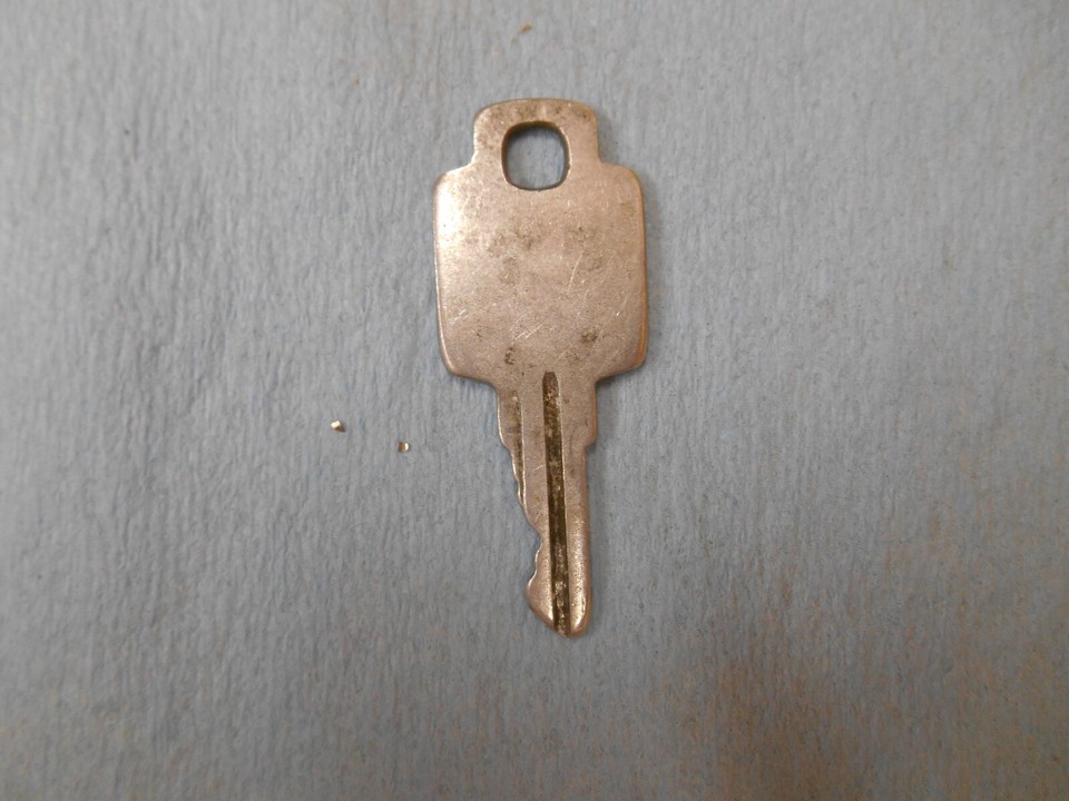 Vintage Original Aluminum HEHR Key # 166 RV Trailer Window Door 1-7/8 ...