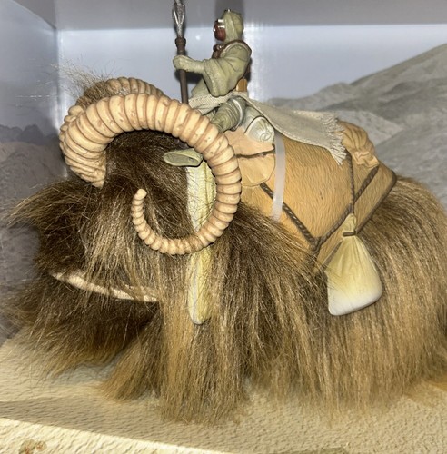 Star Wars POTF Bantha and Tusken Raider with Gaderffii Stick "BRAND NEW ...