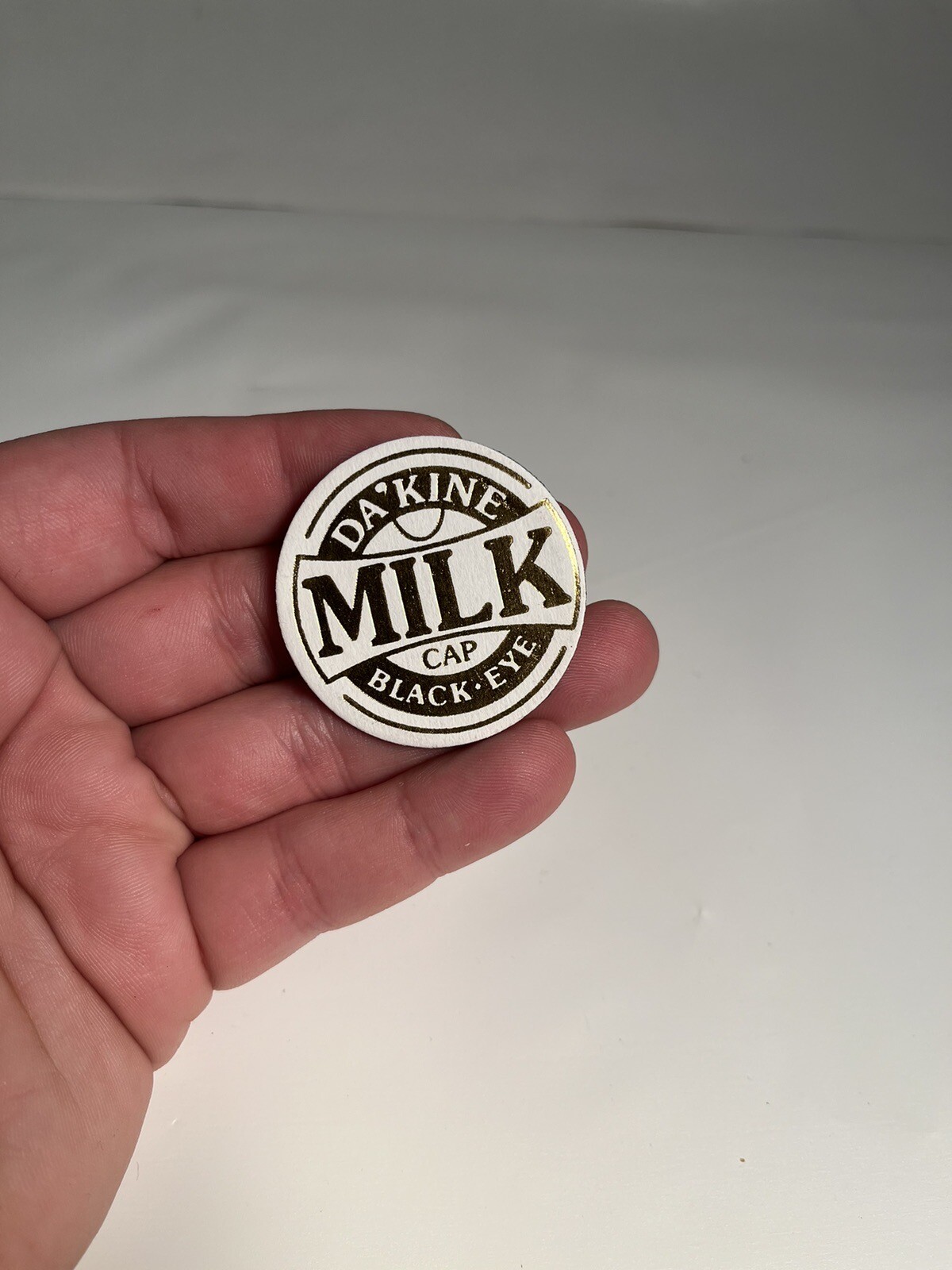 Vntg POG 1990s Da’kine Milk Cap Black Eye Gold Foil Bottle Top Cap ...