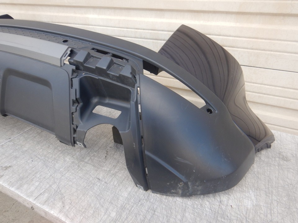 2012-2018 Range Rover Evoque Rear Bumper Cover 2013 2014 2015 2016 2017 ...