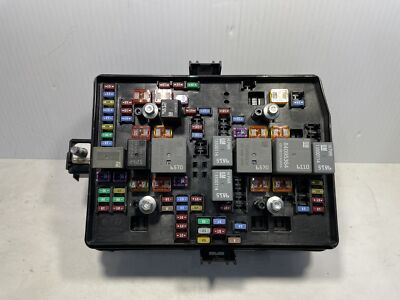 GM OEM 19-22 Sierra 1500 Electrical Fuse Relay-Fuse Relay Box 86771158 ...