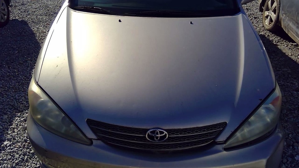 Used Automatic Transmission Shift Lever Assembly fits: 2003 Toyota ...