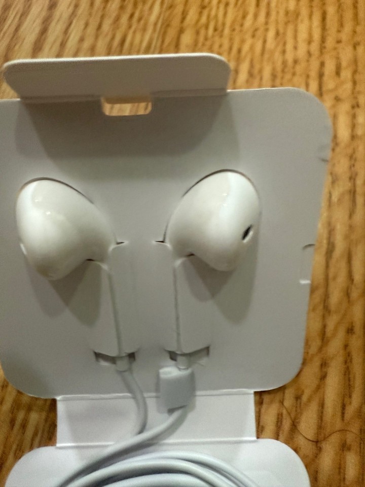 NEWApple EarPods Headphones - USB-C Wired Headphones for Iphone 15, 16 ...