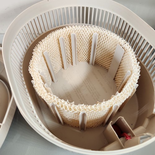 Kaz Evaporative Humidifier 1.5 Gallon Model #3300 | eBay