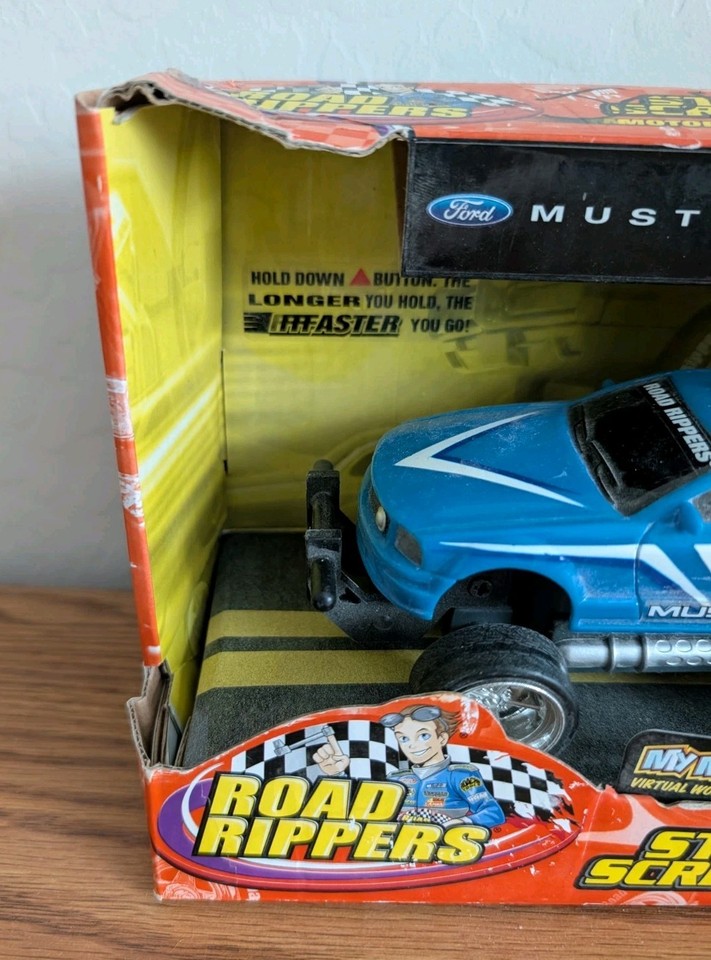 ROAD RIPPERS Blue Mustang GT Lifted Ed. NIB (Batteries Possibly Dead ...