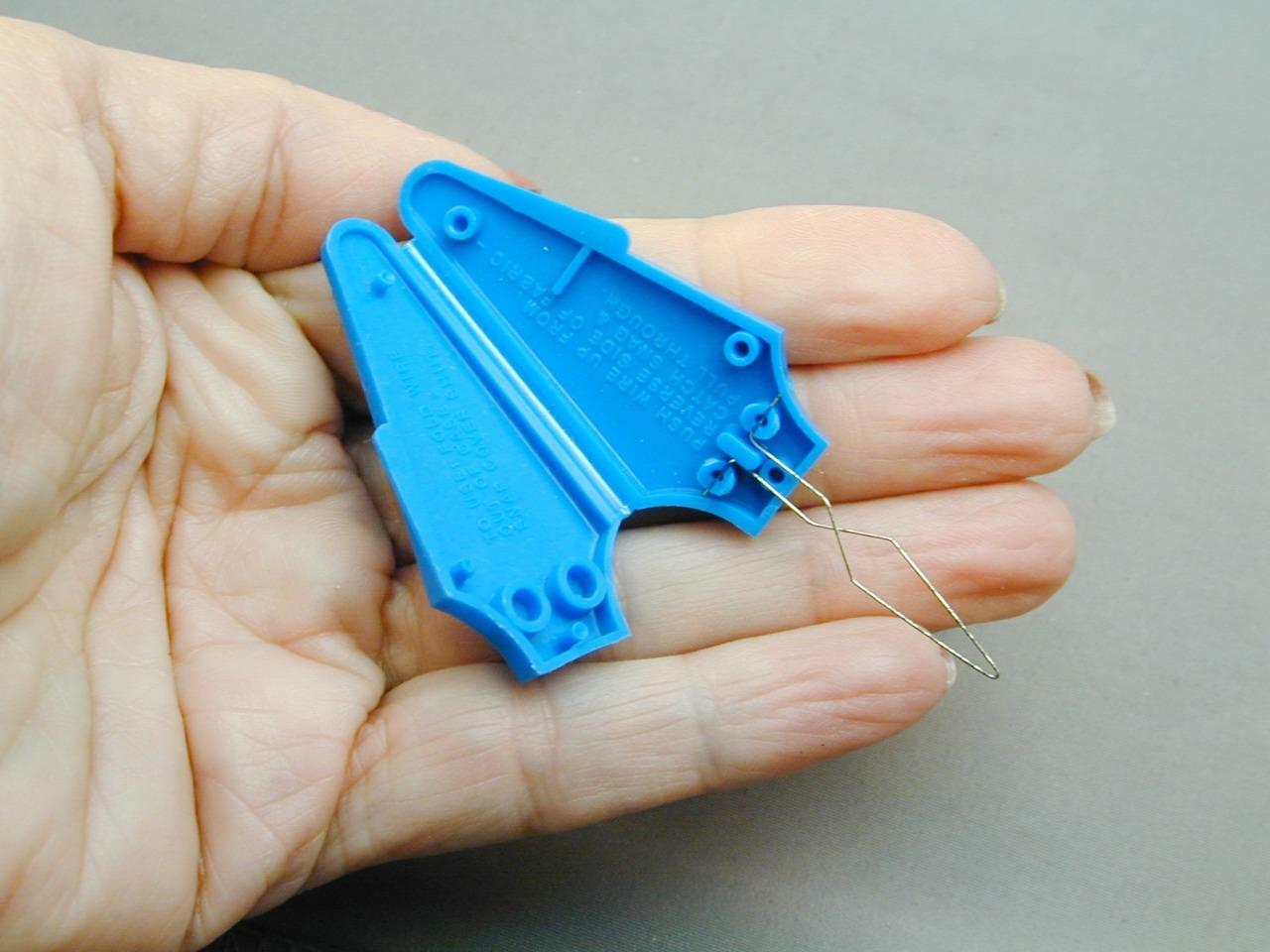 Vintage ESSO Oil Scissor Knife Sharpener & Exxon Knit Pic Advertising ...