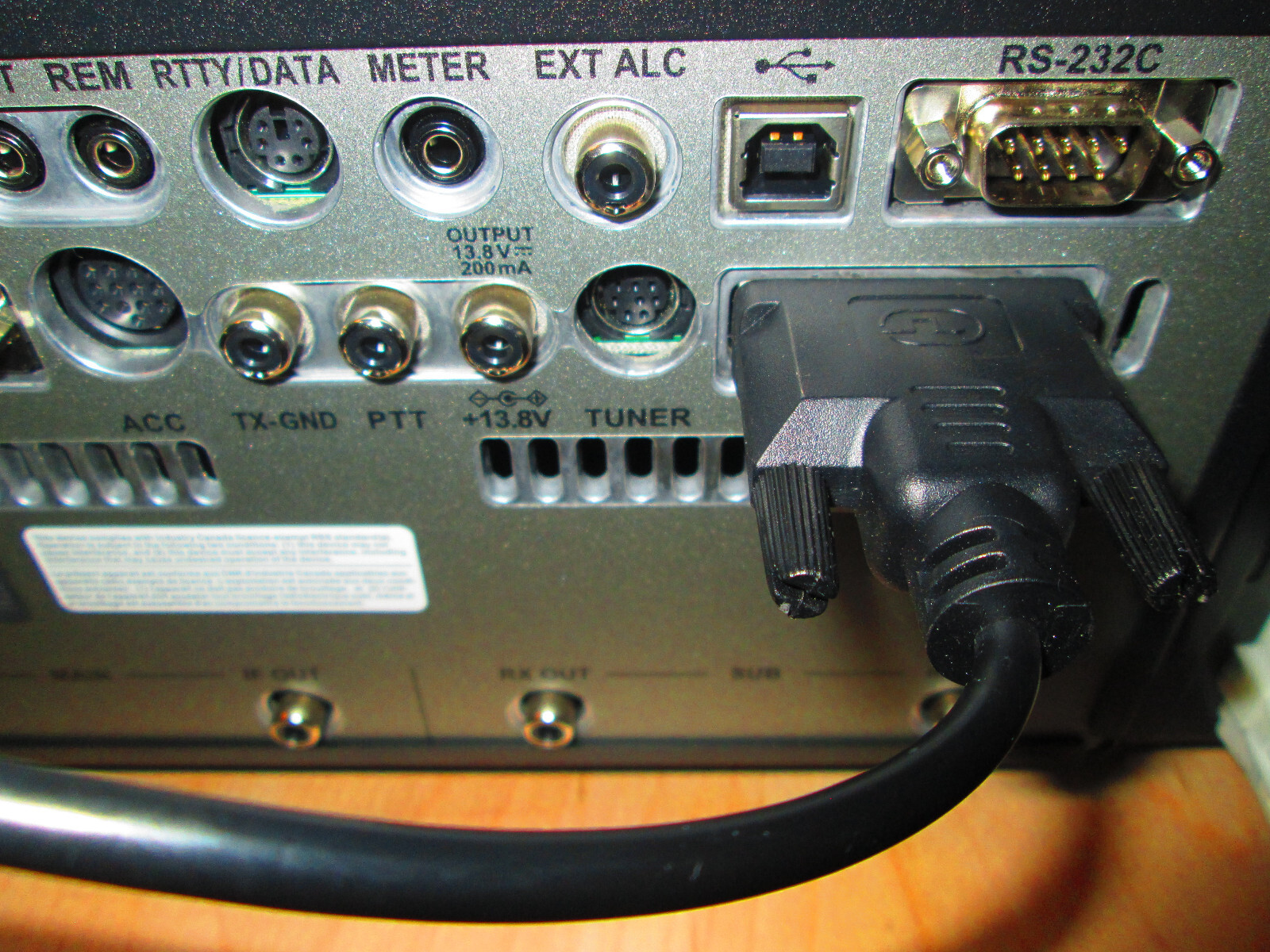 Yaesu FTDX 101D (MP) DVI to VGA 6 foot Video Cable for External Monitor ...