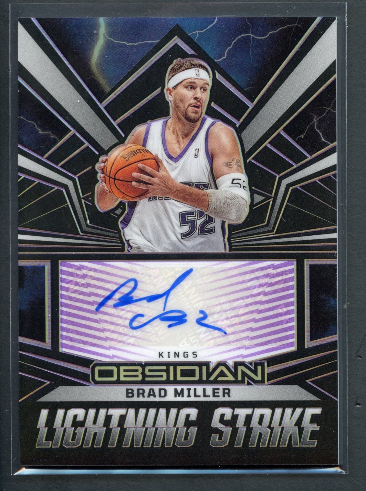 2022-23 Panini Obsidian - Lightning Strike Signatures Electric Etch ...