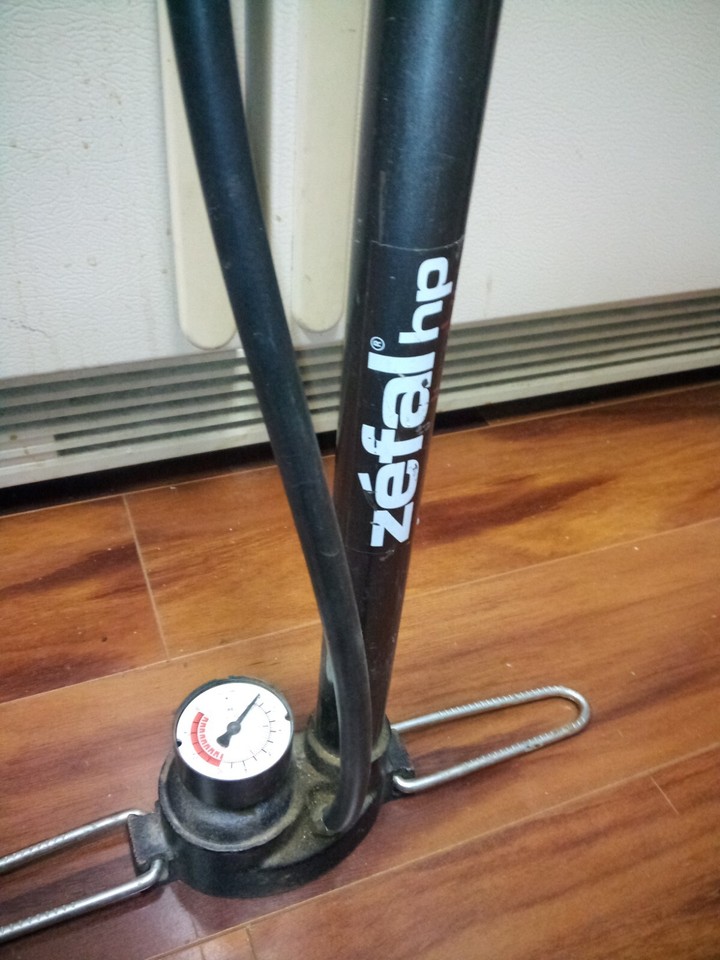 ZEFAL h p HUSKY 1941 FLOOR HAND PUMP OD3 240 992 VINTAGE ORIGINAL ...