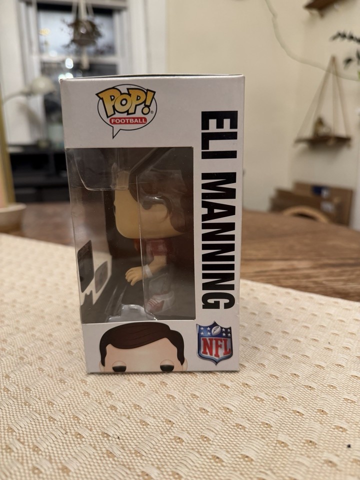 Funko Pop NFL Eli Manning Toys R Us Exclusive New York Giants #18 | eBay